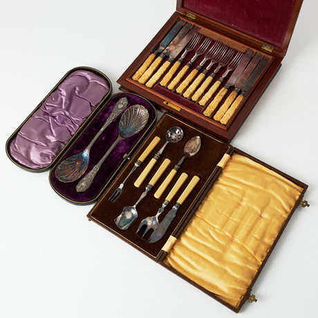BESTICK I SCHATULL/ETUI, 3 st, nysilver, 1800/1900-tal, bestående av 12 ...
