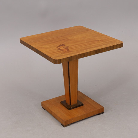 PILLAR TABLE, art deco, discus thrower. Furniture - Tables - Auctionet