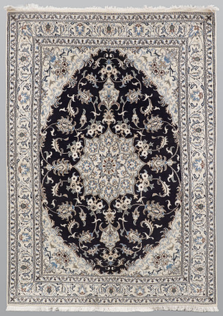 MATTA, persisk, nain. Ca 236 x 163 cm. Mattor & Textil - Mattor - Auctionet