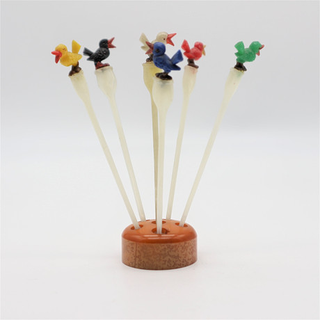 PLASTIC COCKTAIL STICKS WITH BIRD DESIGNS. Miscellaneous ...
