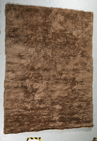 MATTA, "Levels", ryamatta, Layered, i kulören nougat, mått ca 250x350 ...