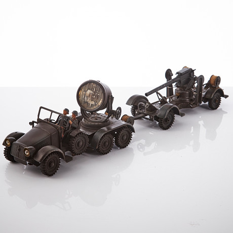 HAUSSER HEADLIGHT TRUCK WITH TRAILER, 1930s-40s, painted sheet metal ...