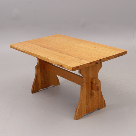 BOCKBORD, furu, 1900-talets andra hälft. Möbler - Bord - Auctionet