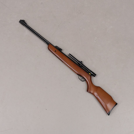 LUFTGEVÄR, Gamo CF-20, kaliber 4,5 mm. Vapen & Militaria - Skjutvapen ...