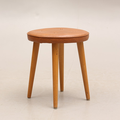 PALL, rund med konstskinn, 1900-tal. Möbler - Övrigt - Auctionet