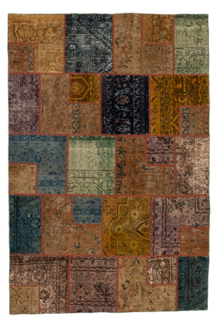 MATTA, patchwork, 250 x 163 cm. Mattor & Textil - Mattor - Auctionet