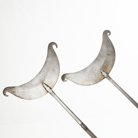 YUE YA CHAN / ROD WEAPON, 2 pcs, China, 19th century. Weapons ...