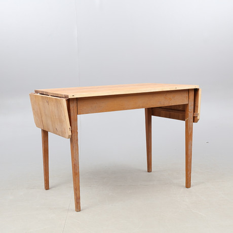FLAP TABLE. Furniture - Tables - Auctionet