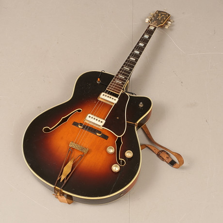GITARR, Levin, modell 325, 1960-tal. Samlarföremål - Musikinstrument ...
