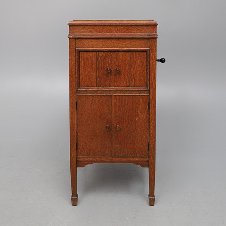 A VINTAGE COLUMBIA VIVA-TONAL GRAFONOLA OAK CASED WIND-UP GRAMOPHONE ...
