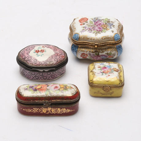 BOXES, 4 pcs., porcelain, rococo style, among others with Meissen-like ...