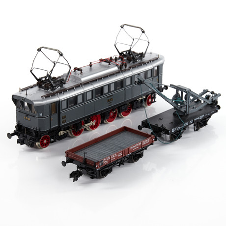 TRIX INTERNATIONAL. Elektriskt lok 2432, BR E75, DRG samt set 23516, 2 dlr, H0. Leksaker ...