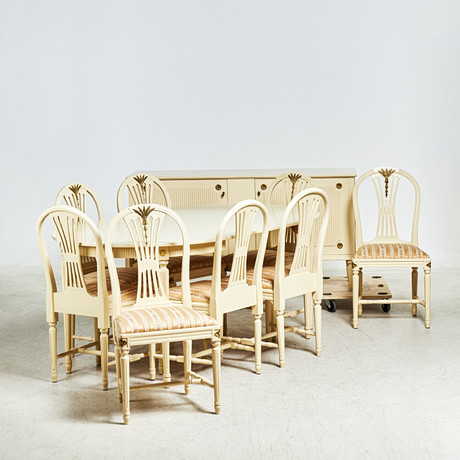 MATGRUPP, 10 dlr, 1900-talets mitt, modell "Axet", benvit, 8 stolar ...