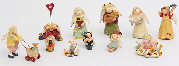 FIGURES, 12 pieces, Annekabouke, the angels of love. Ceramics ...