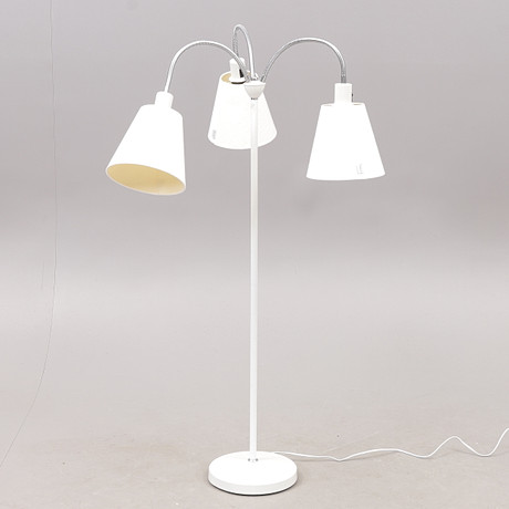 FLOOR LAMP, 3-armed, 2000s. Lighting & Lamps - Floor lights - Auctionet