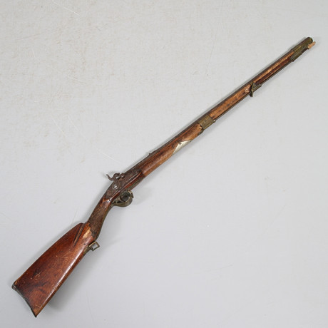 SOLD GUN, with percussion lock, octagonal barrel, 19th century. Weapons ...