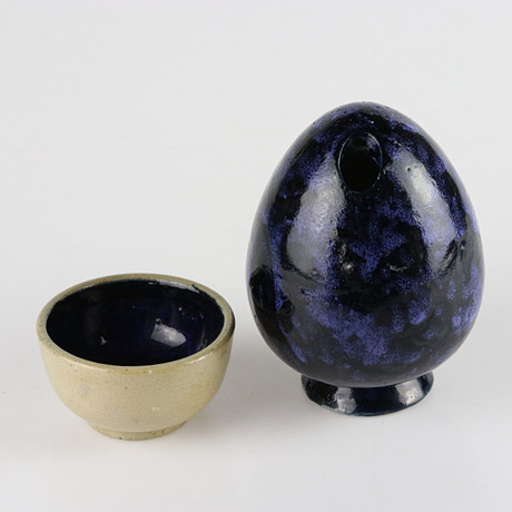 RUT LUNDGREN FRISK. Egg and bowl, 2 parts, glazed stoneware, signed ...
