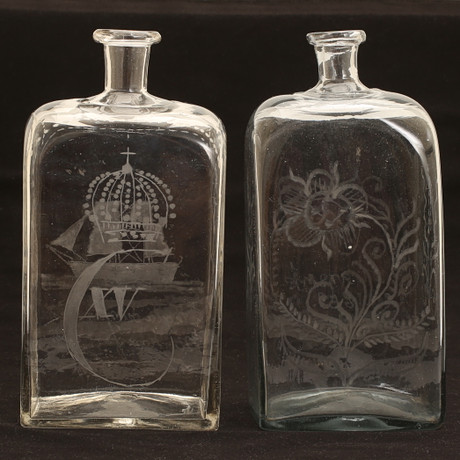 FLASKOR, glas, 2 stycken, 1800-tal. Glas - Bruksglas - Auctionet