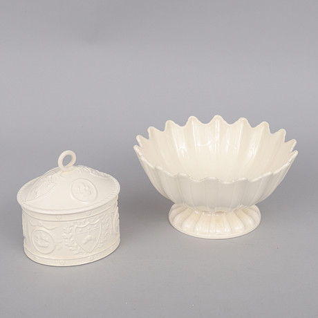 BOWL ja TOBACCO TIN, piikivi, Royal Creamware, Englanti. Keramiikka ja ...