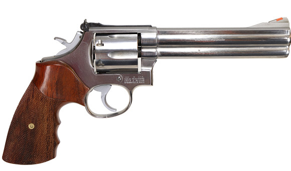 200. REVOLVER, Double Action, make Smith & Wesson, model 686-1, caliber ...