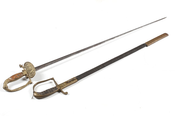 SABLAR / VÄRJOR, 2 stycken, Sverige, 1800-tal. Vapen & Militaria ...
