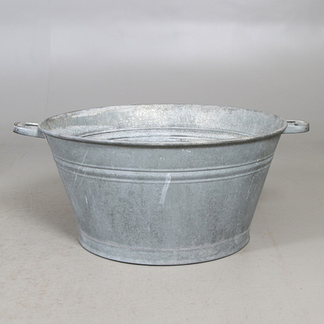 BALJA, zink, 1900-tal. Silver & Metall - Övriga metallföremål - Auctionet