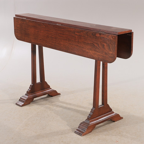 TABLE WITH FLAPS, mahogany, 1900s. Furniture - Tables - Auctionet