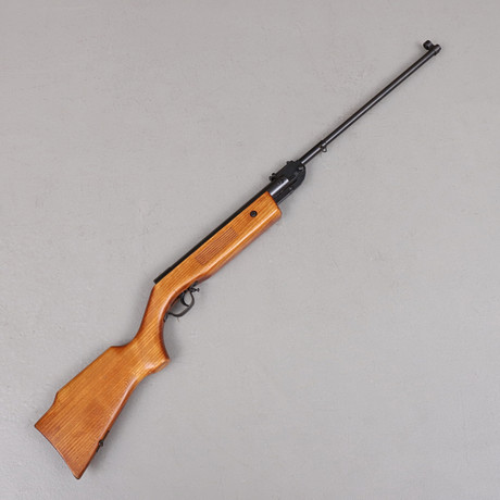 AIR RIFLE, Lucznik 88, Poland. Weapons & Militaria - Guns & Rifles ...