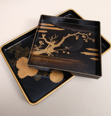 BRICKOR, 2 st, lack, Japan, 1900-talets första hälft. Asiatika - Auctionet