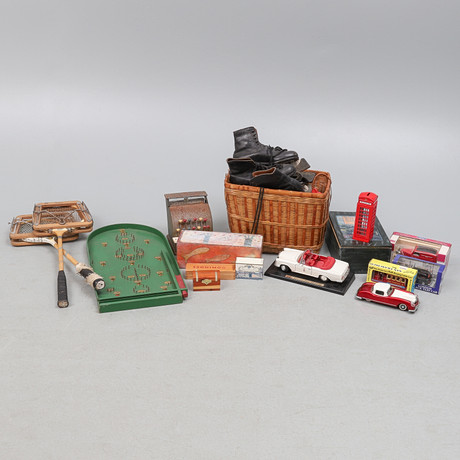 A VINTAGE CODEC TINPLATE CASH REGISTER. Toys - Toys - Auctionet