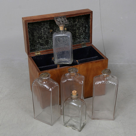 FLASKSCHATULL, för 6 flaskor, 1800-tal. Glas - Bruksglas - Auctionet