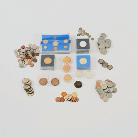 COINS AND COLLECTION OF BANKNOTES, including commemorative and ...