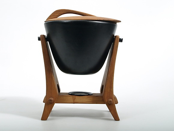 GLÖGGRYTA, wood and stoneware, Sandbergs Nora Stad. Ceramics ...