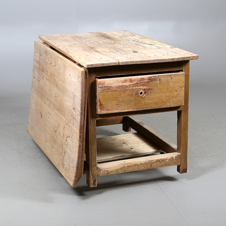 PATCH TABLE, folklore, 19th century. Furniture - Tables - Auctionet