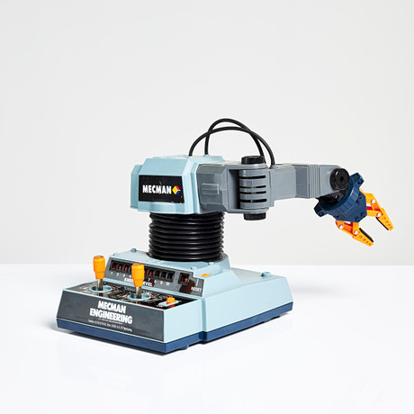 "MECMAN ENGINEERING", mechanical robot arm, Tomy, battery-powered ...