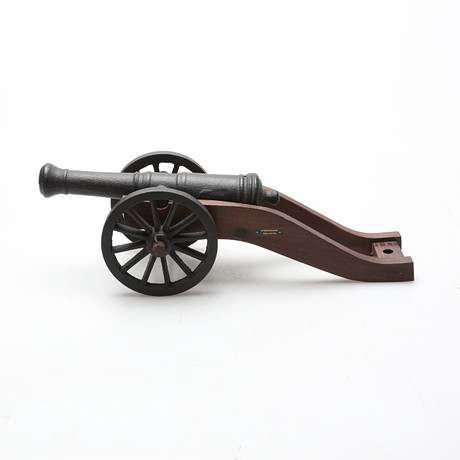 CANNON MODEL, iron / wood, Muzzle cannon, after 18th century model ...