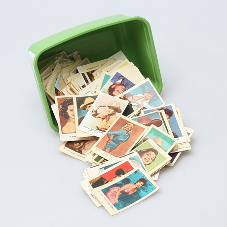 MISCELLANEOUS IDOL CARDS / COLLECTIBLE PICTURES, approx. 270, including ...