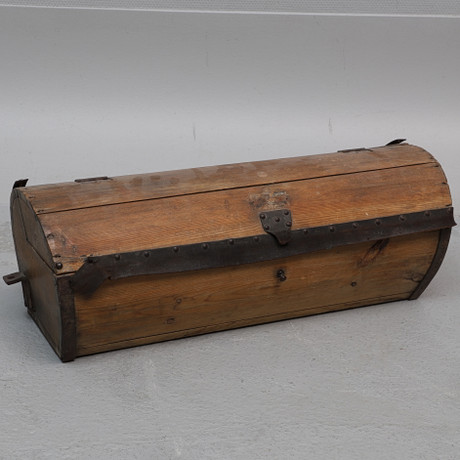 TROLLEY BOX, wood, 1800s / 1900s. Folk art - Other - Auctionet