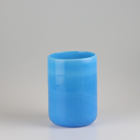 ERIK HÖGLUND. Vas, blått glas, signerad. Glas - Övrigt - Auctionet