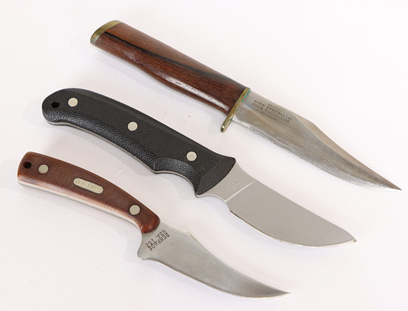 KNIVES, 3 PIECES, GERBER, SCHRADE, PONTUS HOLMBERG. Weapons & Militaria ...