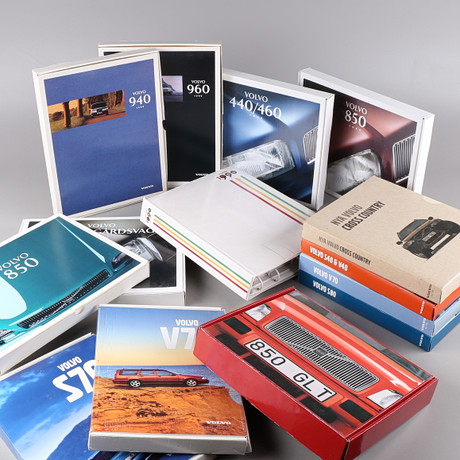 VOLVO BOXES, with VHS etc., 14 pcs., 1980s/90s. Books, Maps ...
