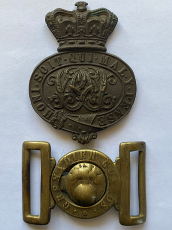 A VICTORIAN GRENADIER GUARDS CARTRIDGE BOX PLATE AND BELT BUCKLE ...