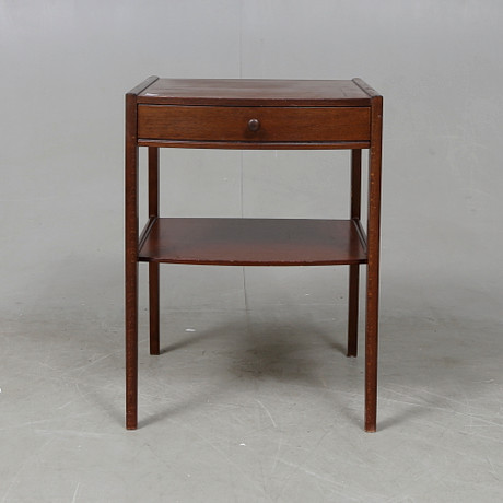 BEDROOM TABLE, a pair, 20th century. Furniture - Tables - Auctionet
