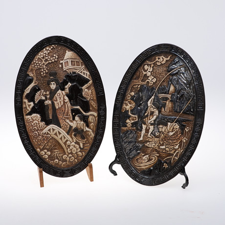A PAIR OF BRETBY CHINOISERIE WALL PLAQUES. Ceramics & Porcelain ...