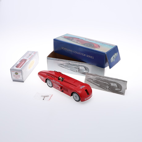 A SCHYLLING SUNBEAM 1000 LAND SPEED RECORD CAR. Toys - Toys - Auctionet