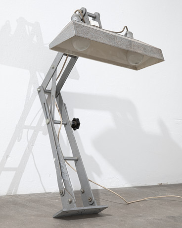 Industrial light / large work light. 1950s/60s (58-12). Lighting ...