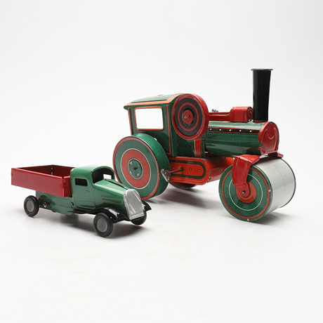 TOYS, 2 pieces, steamroller and truck. Lithographed plate, Orobr and ...