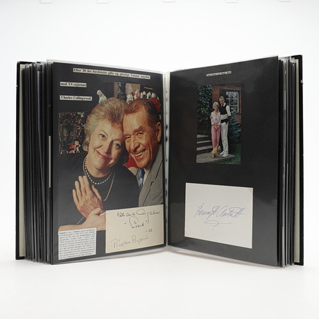 AUTOGRAF. Pärm innehållande ca 50-75 svenska autografer - A. Böcker ...