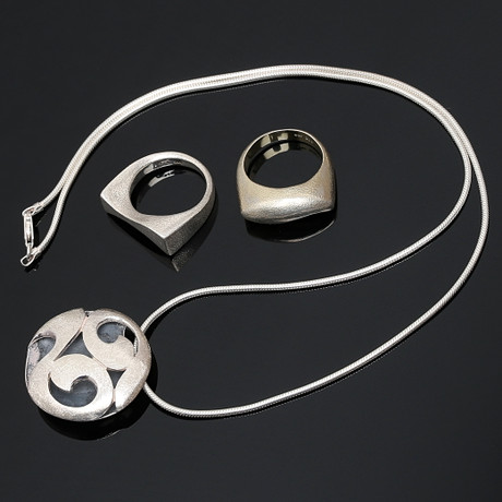 JENS J AGAARD. 3 dele, sterlingsølv, vedhæng med kæde og ringe, Danmark ...