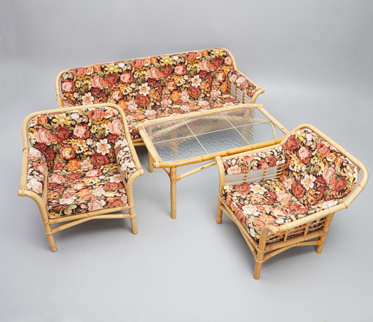 ROTTING GROUP, 4 parts, Sofa, armchairs and table, 1960s/70s. Furniture ...